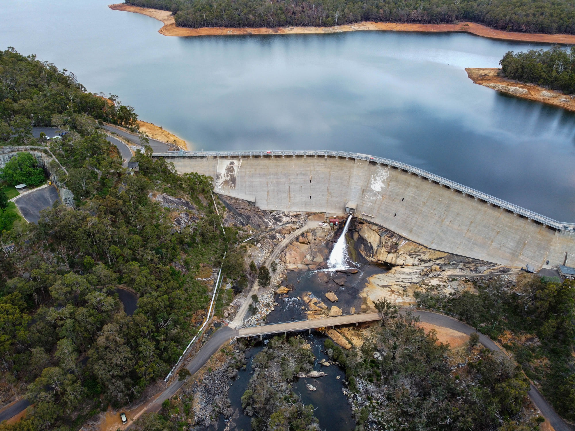 Visitors surge to Collie as Collie Mural Trail nears completion - South ...